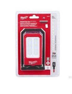 MILWAUKEE RECHARGEABLE LOW PROFILE MAGNETIC TASK LIGHT 500 LUMENS